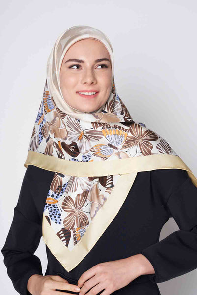butterfly kisses TWILL SILK medium square – arzu